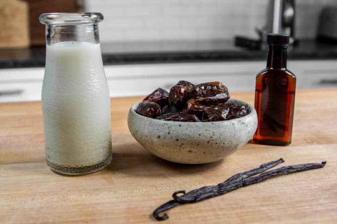 How To Make Vegan Caramel With Dates & The Best Recipe For Date Shake ...