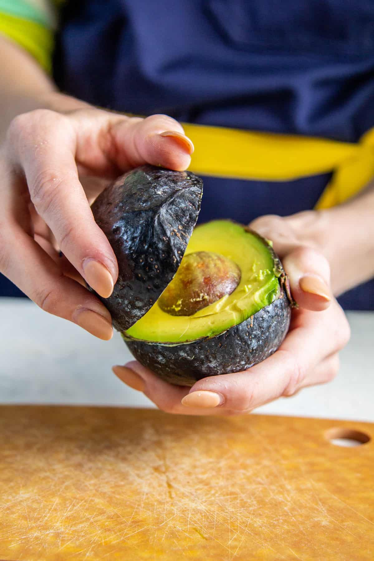 Two Easy Recipes That Showcase How To Use Avocados In Smoothies ...