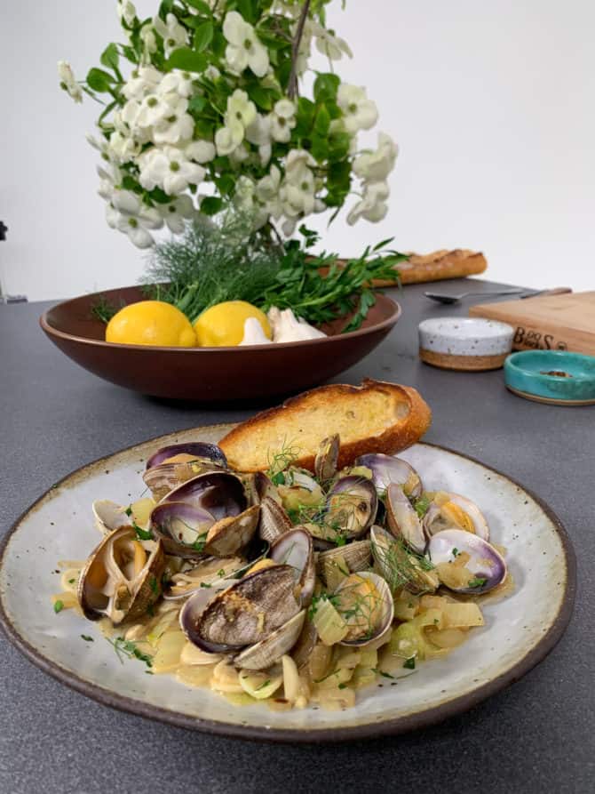 Celebration of California Garlic: Spicy Garlicky Clams Recipe