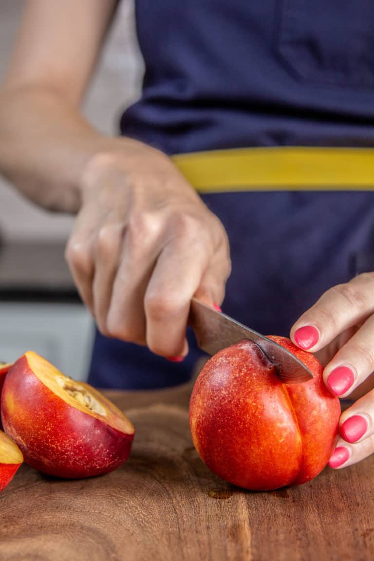 Nectarine vs. Peach; How To Use These Sensational Stone Fruits ...