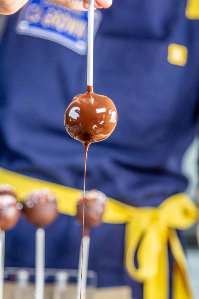 A Delicious Cake Pop Recipe That Is Easy To Make And Good For You Too ...