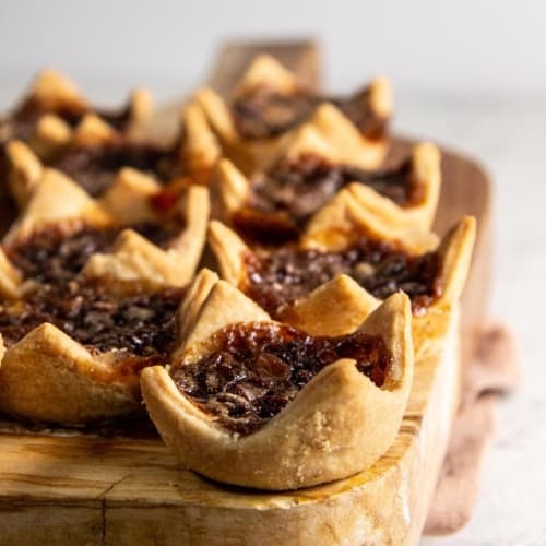 The Amazing Health Benefits of Raisins - California Grown