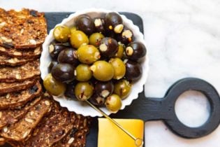 The Easiest Olive Recipe: How To Make Garlic Confit Stuffed Olives ...