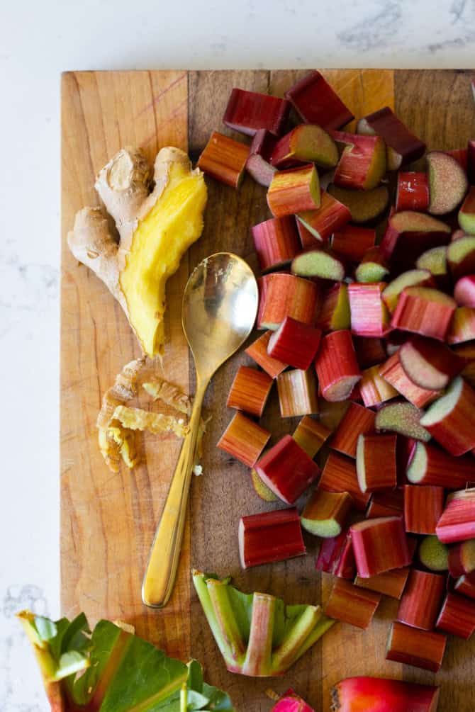 Is Rhubarb Poisonous and Everything Else You Need To Know - California ...