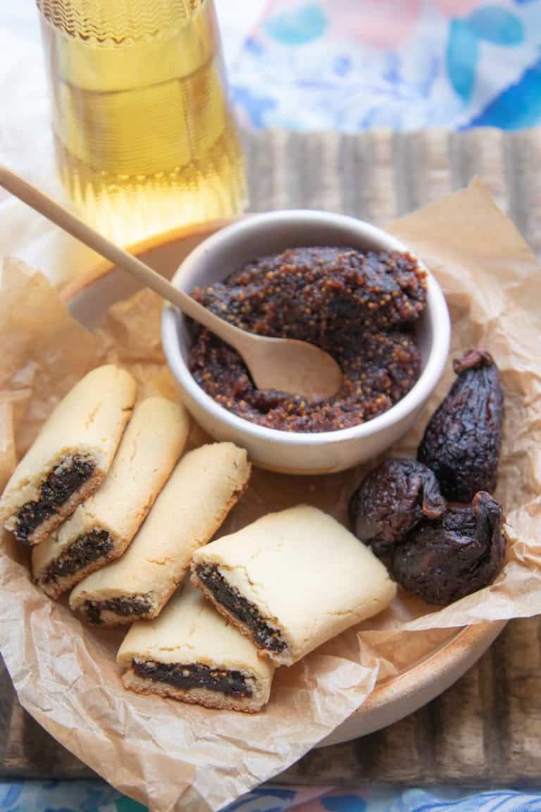 A Recipe for Homemade Fig Bars You'll Love - California Grown