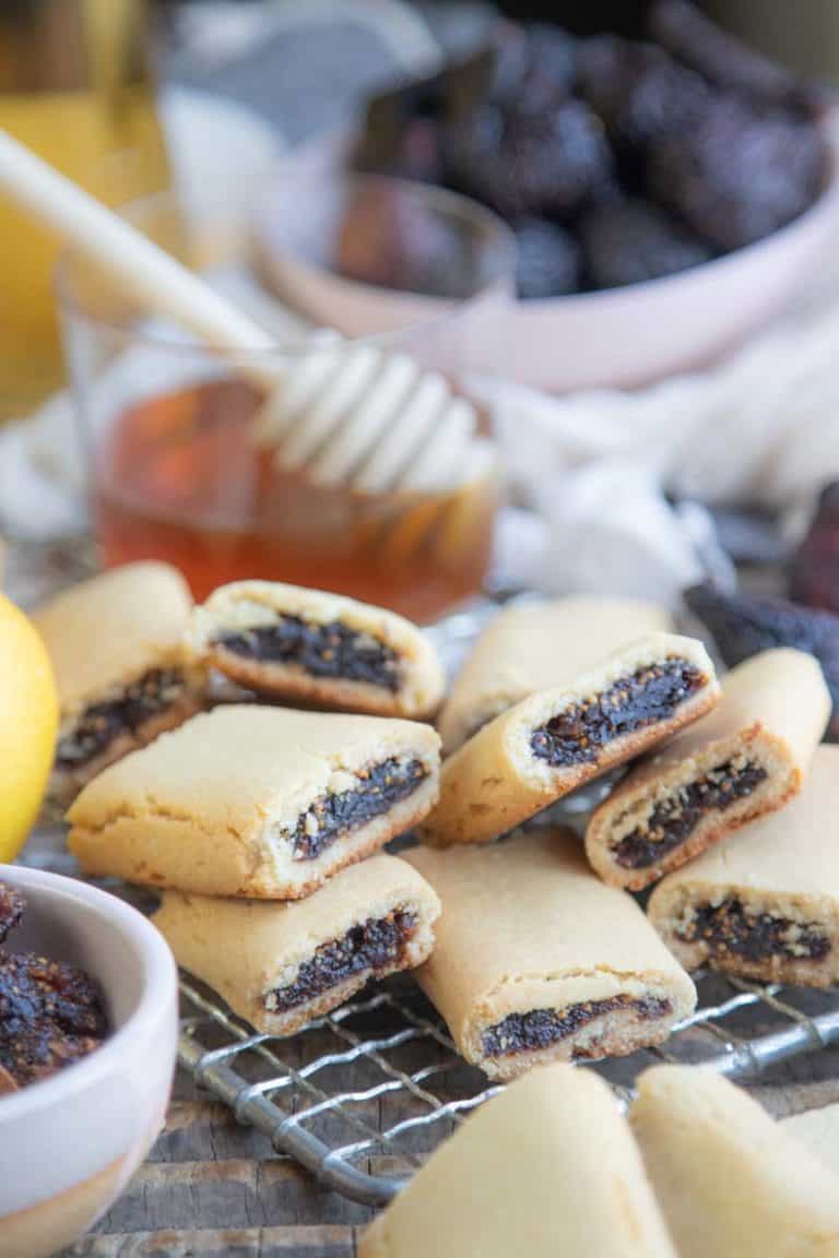 A Recipe for Homemade Fig Bars You'll Love - California Grown